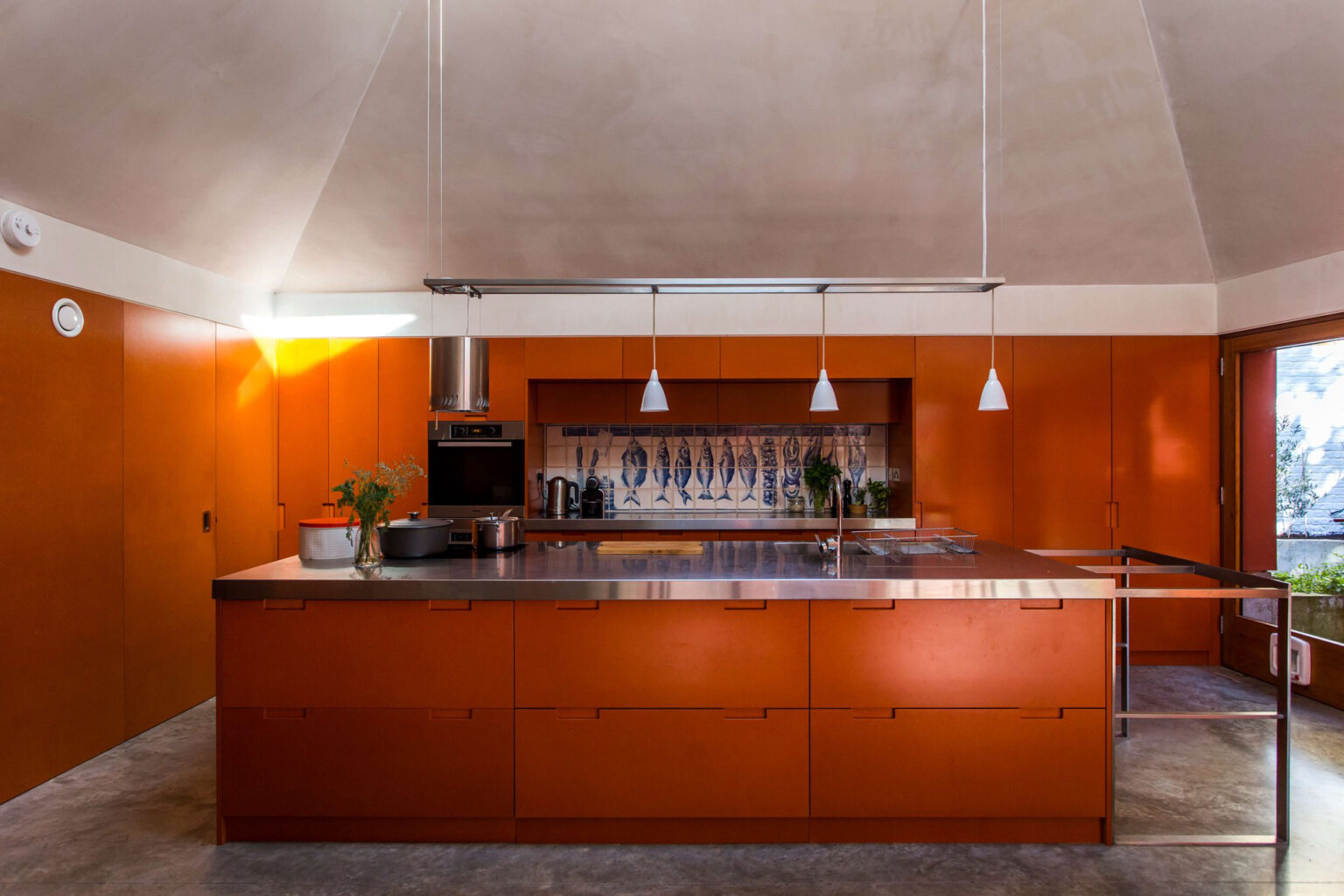 New Terracotta Projects - TIN HOUSE