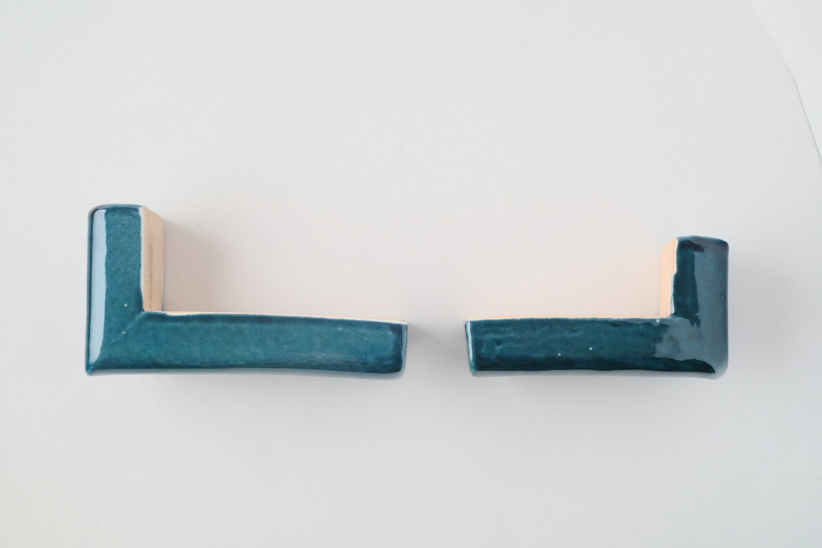 CANE OUTSIDE CORNER - New Terracotta